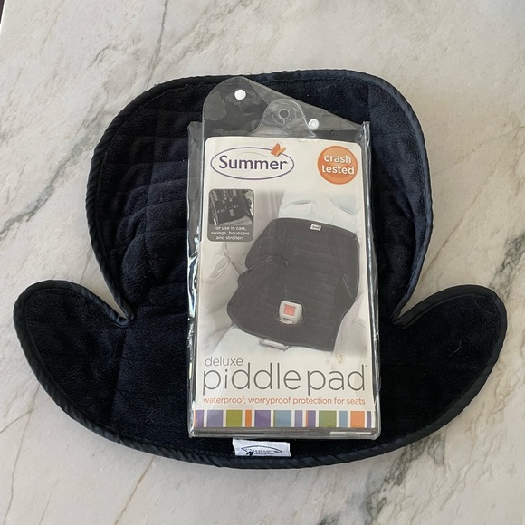 Summer | Accessories | Deluxe Piddle Pad By Summer Waterproof | Poshmark